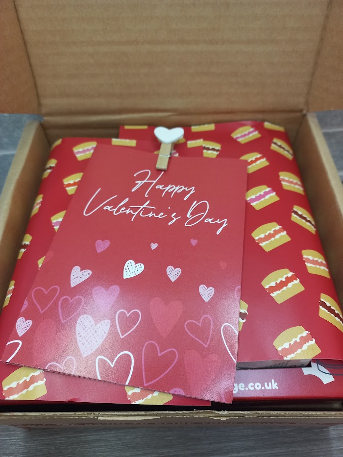 Sponge Valentine’s Gift Box – The Review Studio
