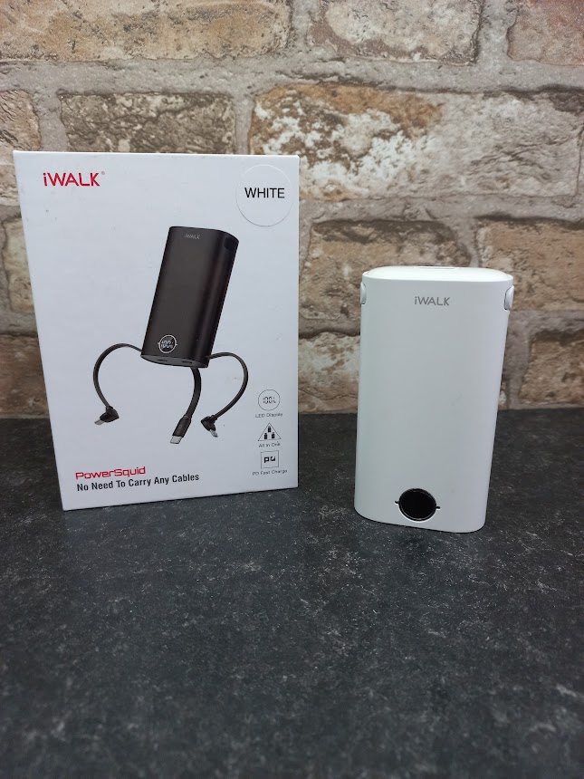 iWALK PowerSquid Portable Charger – The Review Studio