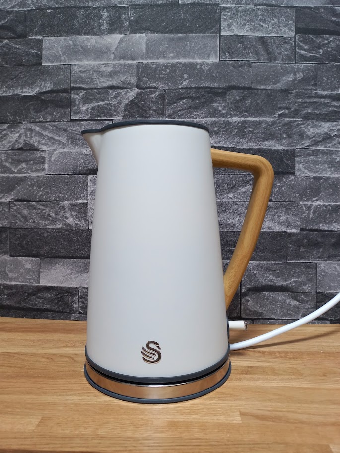 Swan Nordic Collection Kettle & Toaster – The Review Studio