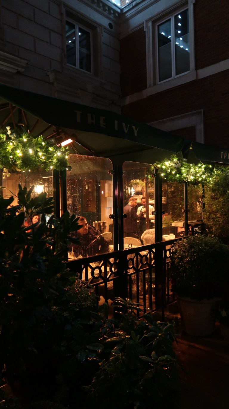 Christmas at The Ivy Market Grill – The Review Studio