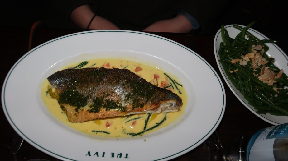 Christmas at The Ivy Market Grill – The Review Studio