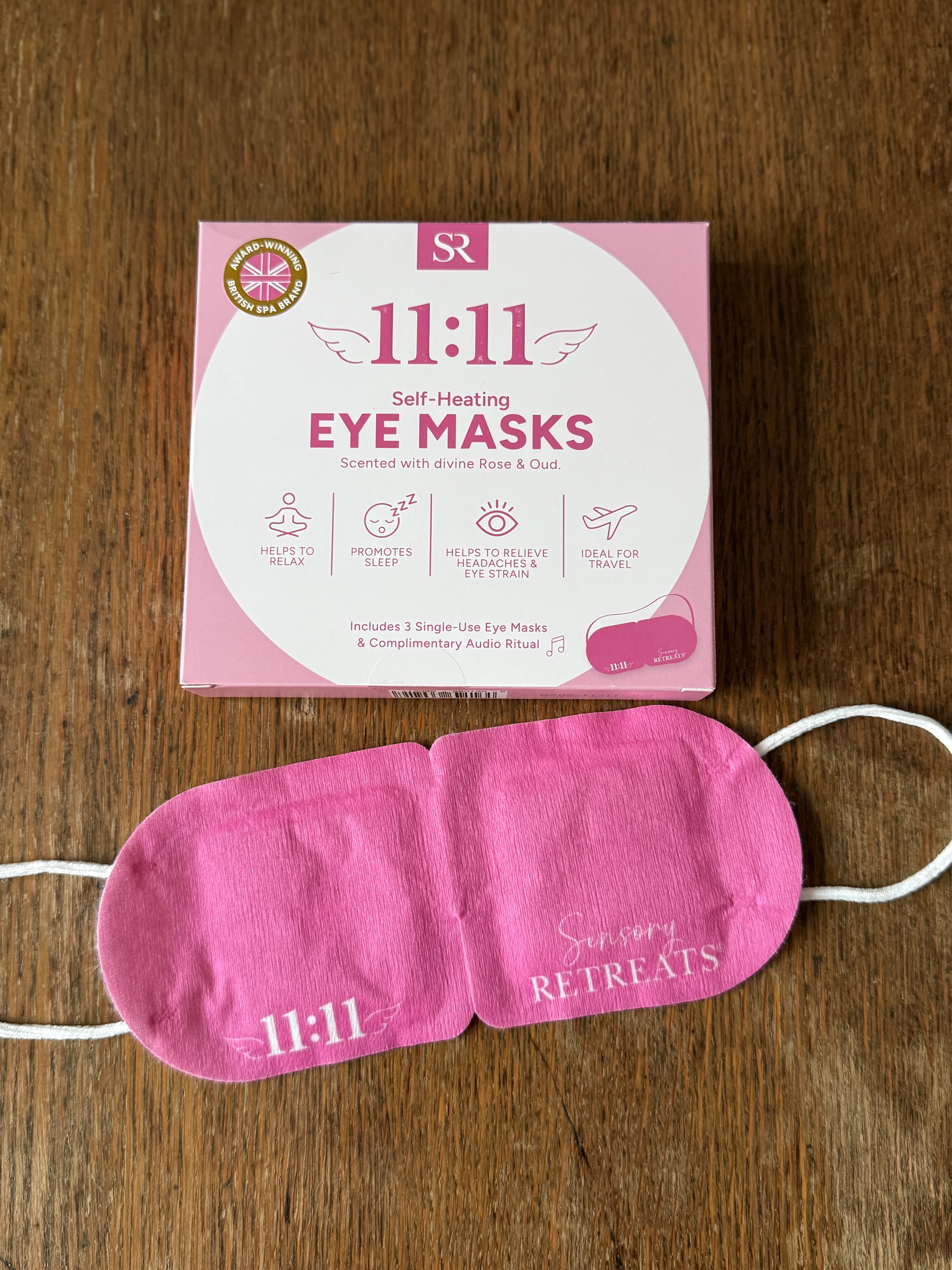 11:11 Self Heating Eye Masks – The Review Studio